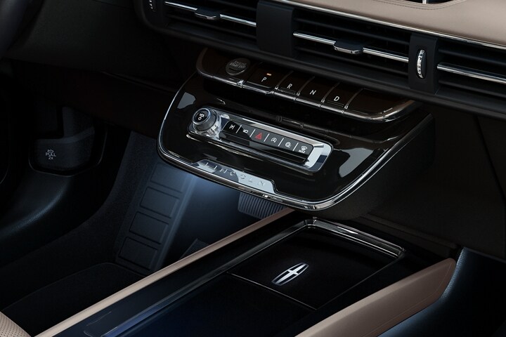 2024 Lincoln Corsair® SUV Photo Gallery